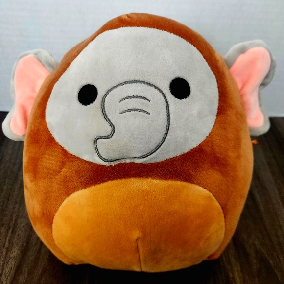 Kellytoy | Toys | Squishmallow Mila The Elephant In Beaver Costume 8 ...